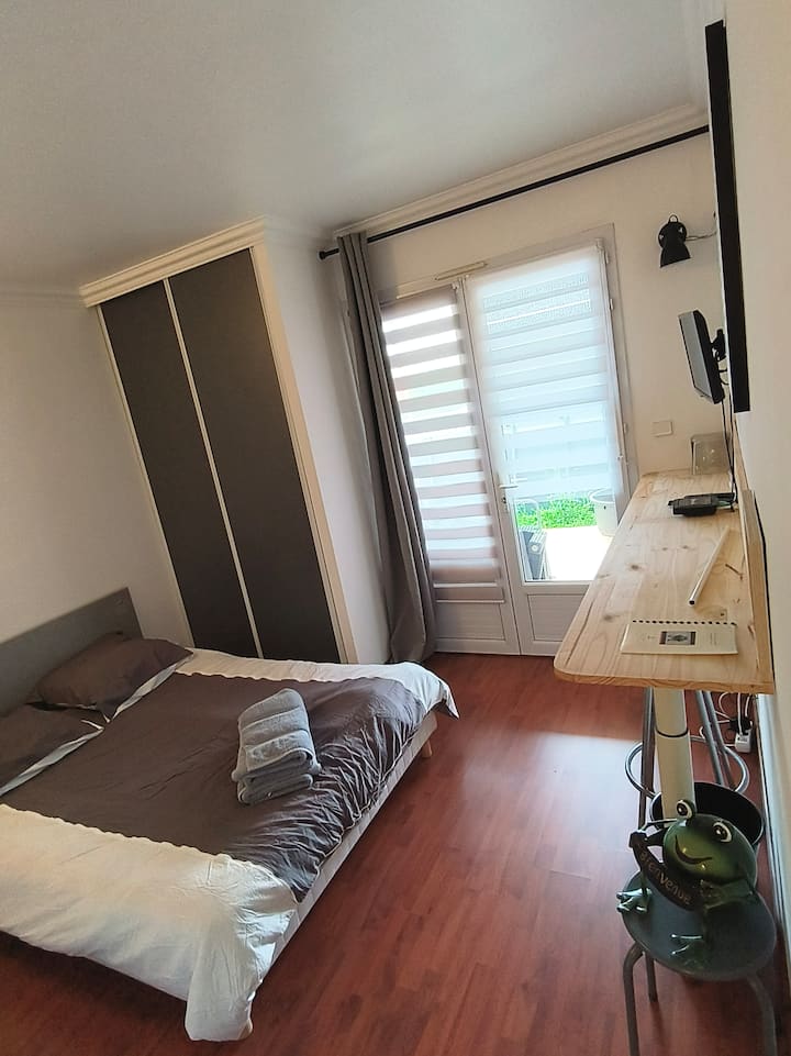 Chambre Privée Proche Du Centre-ville. - Niort