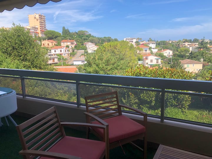 2 Pièces, Parking Privé Antibes - Antibes