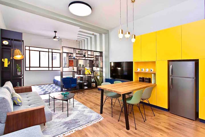 De Yellow - De Pejoto - Tel Aviv-Yafo