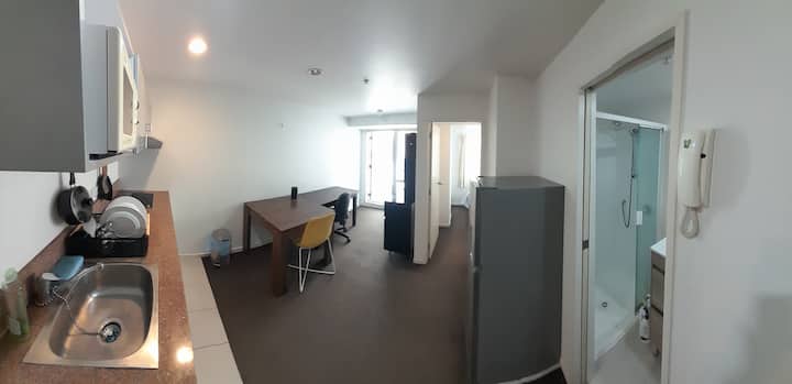 Value In Cbd For Couple-1 - Auckland
