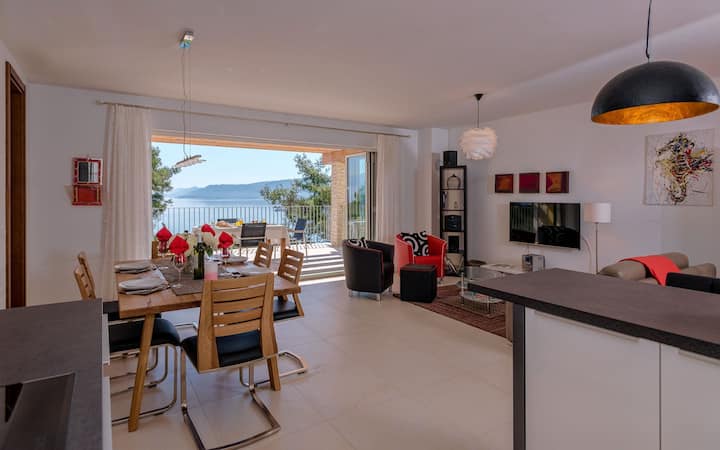 Luxury Apartment Close To A Turquoise Beach - Jelsa