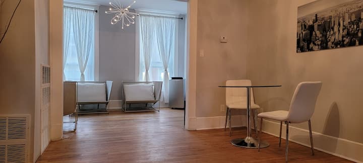 Large 2 Bed Apartment In Hamilton City Center - Hamilton