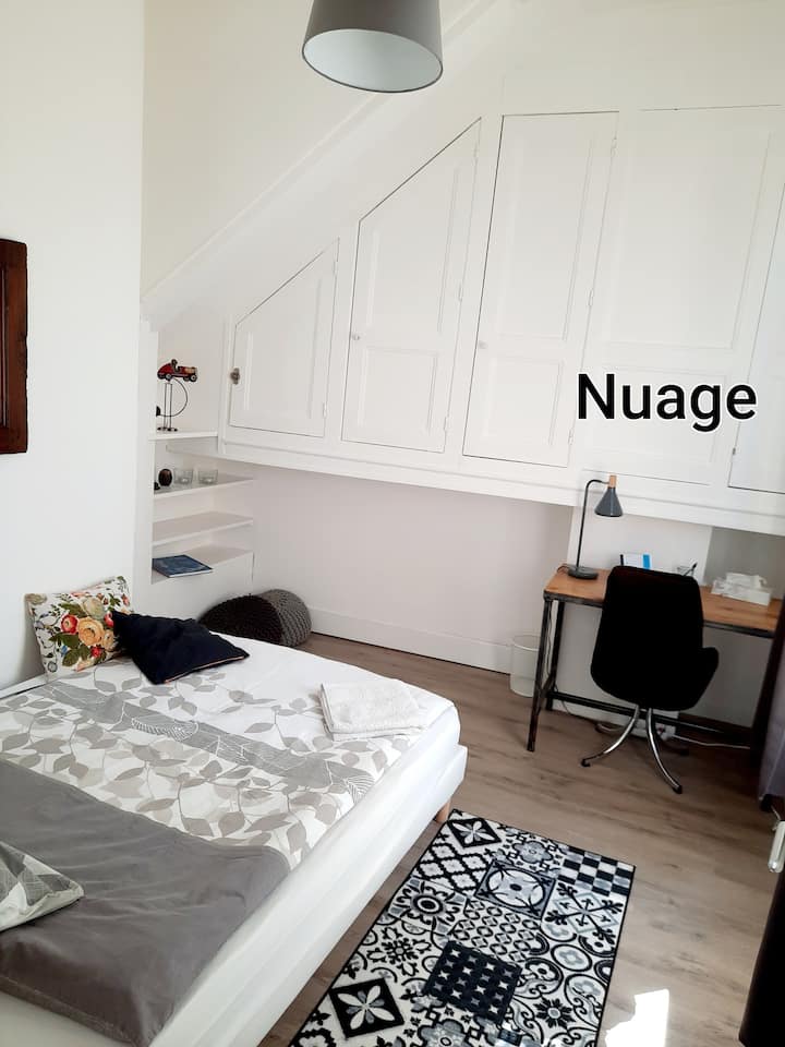Charmante Chambre "Nuages" Chez L' Habitant. - Soissons