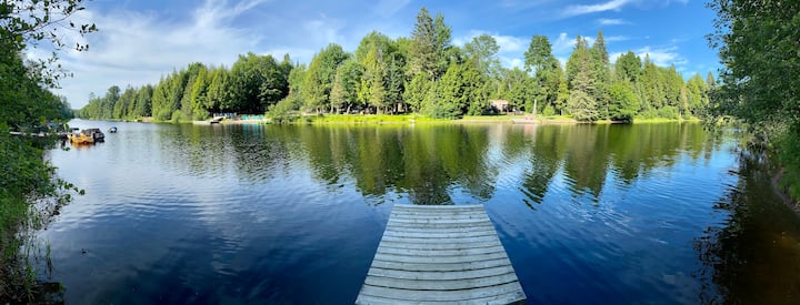 Muskoka River Retreat & Family-friendly Cottage - Bracebridge