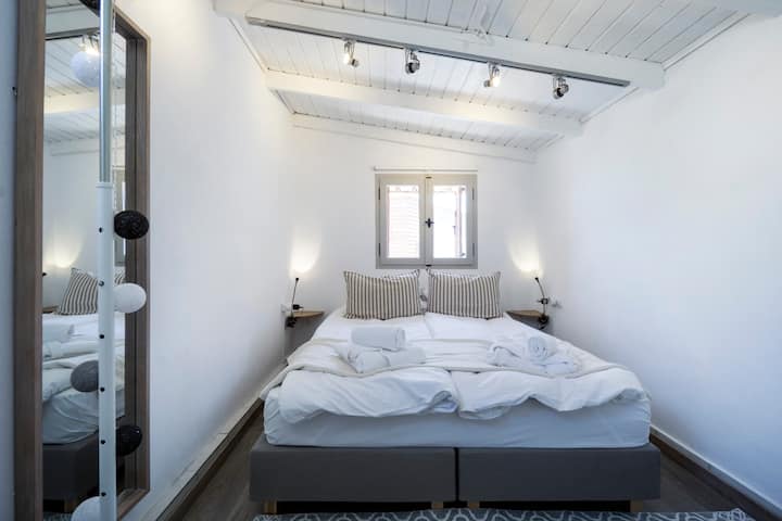 Rooftop Apartment With A Terrace To The Old Town - Chania