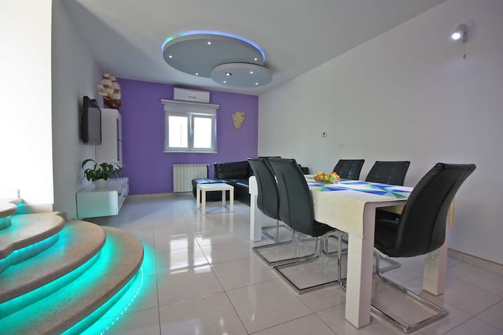 New Stylish Apartment, Beach - 400m - Fažana