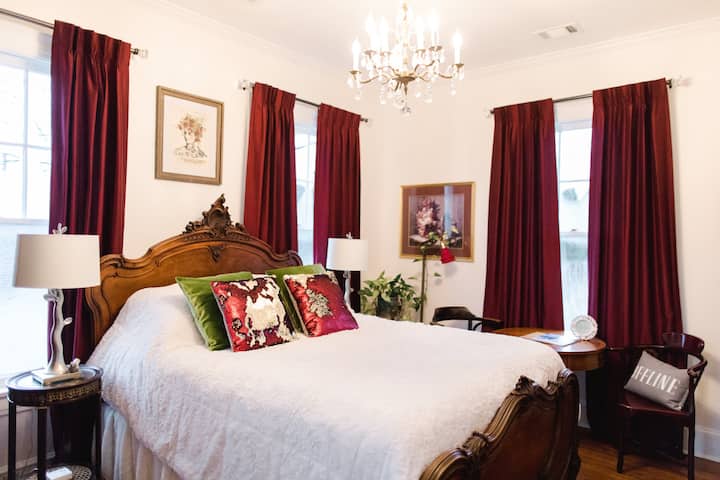 The Magical Magnolia - McKinney, TX