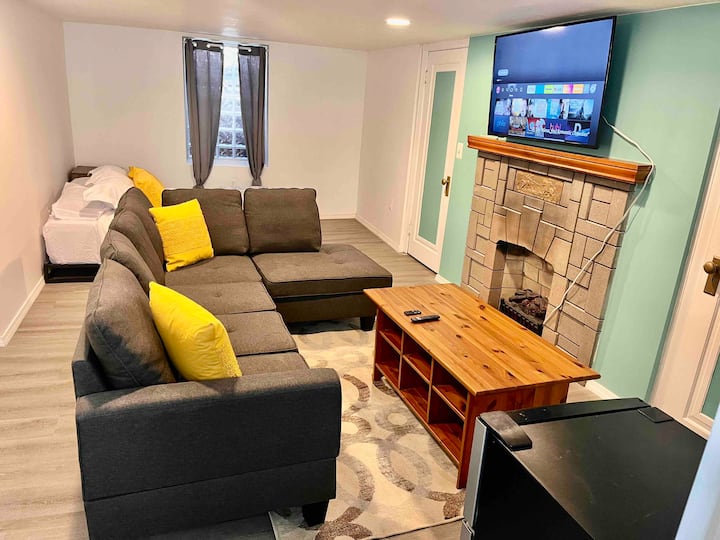 Cozy Apartment Near Airport/ Ccf - Cleveland