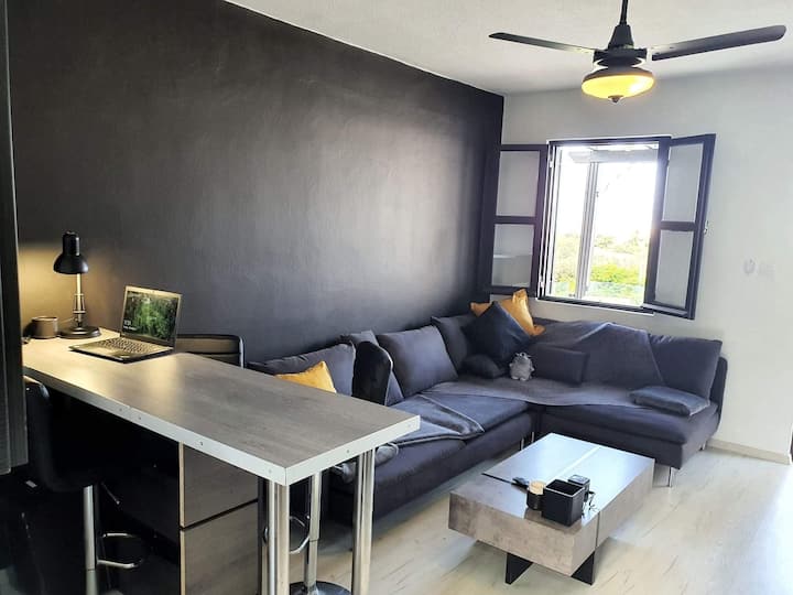 “Island In The Sun” Quiet, Cozy, Central Apartment - Ayia Napa