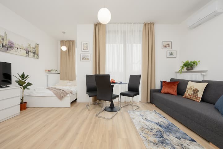 Holzera 3 Studio - Close To Medicover/paley - Warsaw
