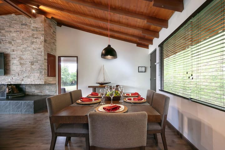 Moderna Y Acogedora Casa En El Sisga Con Vista - Chocontá