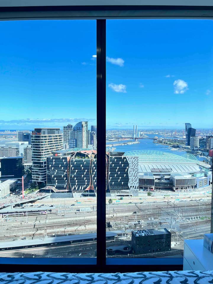 Skyline View Cbd Apartment At Spencer St - Melbourne