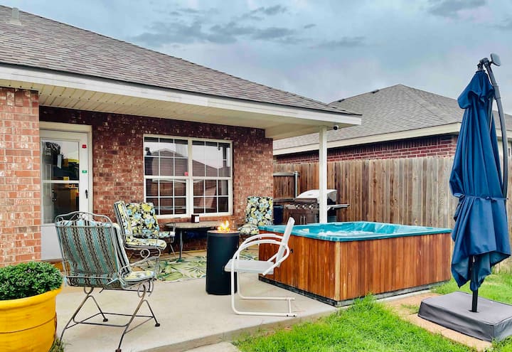 Local Escapes:the Frazier-relax. Unwind. Fireside. - Lubbock, TX