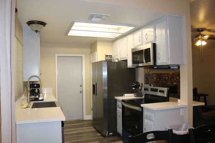 Cozy And Comfortable Convenient… - Turlock, CA