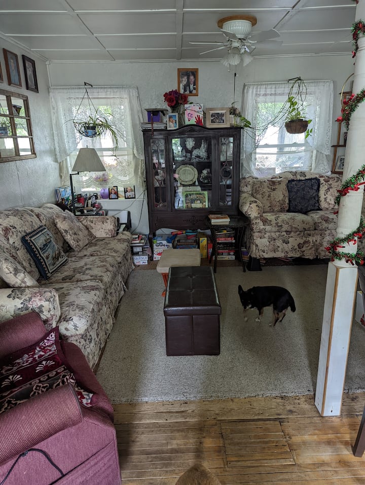 Cozy Room In Town For Rent In A Spacious Home. - New Hampshire