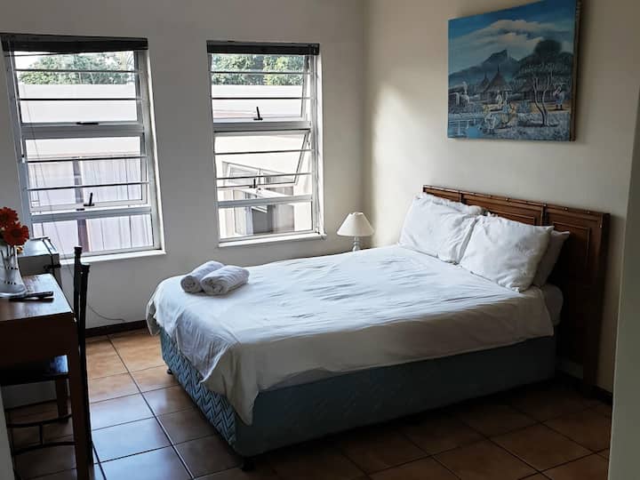 Amakaya Backpackers Homtini Double En-suite - Plettenberg Bay