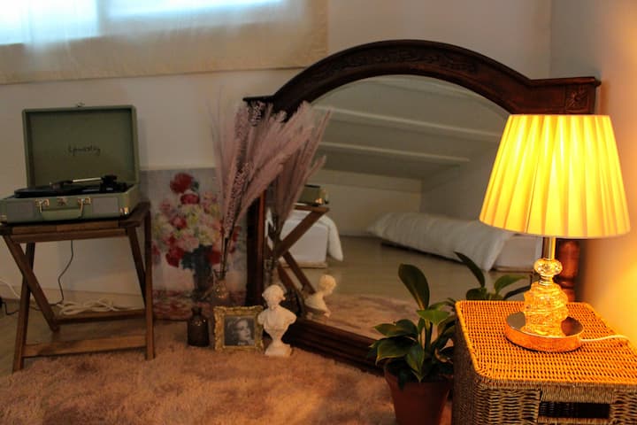 #복층#빔프로젝터#디즈니+#개별테라스#순천만습지도보1분, 감성숙소 스테이도담, <도담서이> - Suncheon-si