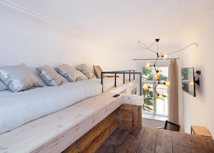 Merchant Studio Apt+private Garden, In Old Town - Tallinn