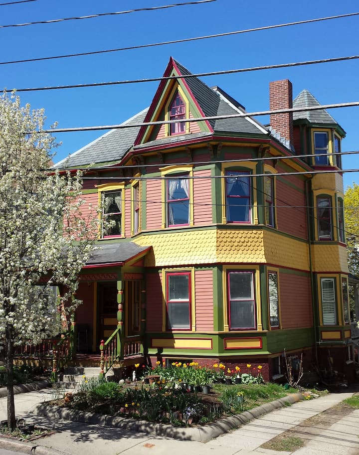 Boston Vacation Rentals | Villa and Home Rentals | Airbnb