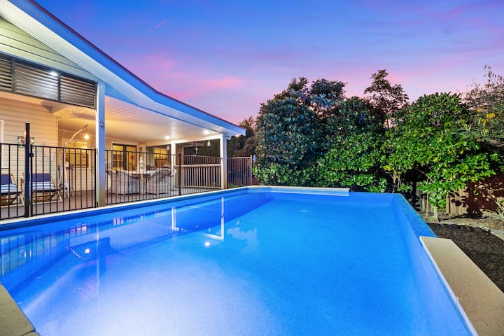 Private Paradise Feature Filled Home On River - Port Douglas
