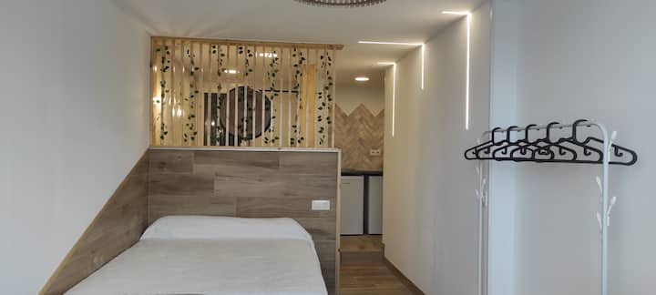 Estudio Con Balcón A 9min. Del Centro En Metro - San Juan de Aznalfarache