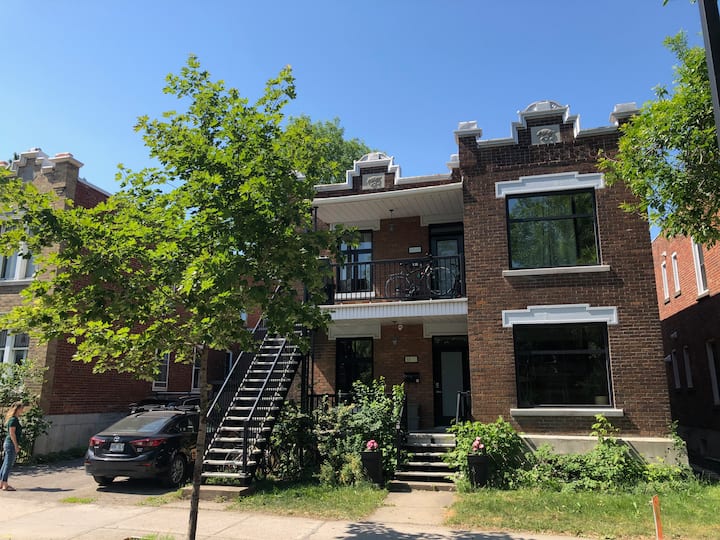Bright, Confortable & Well Located - Montreal