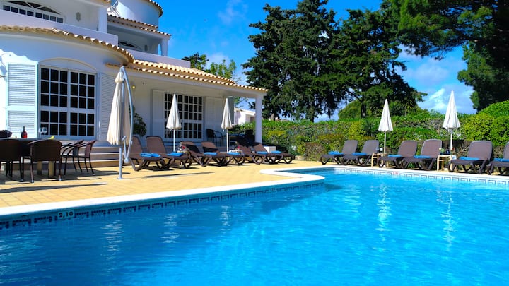Private Heated Pool Villa Fully Air Condicioned - Algarve