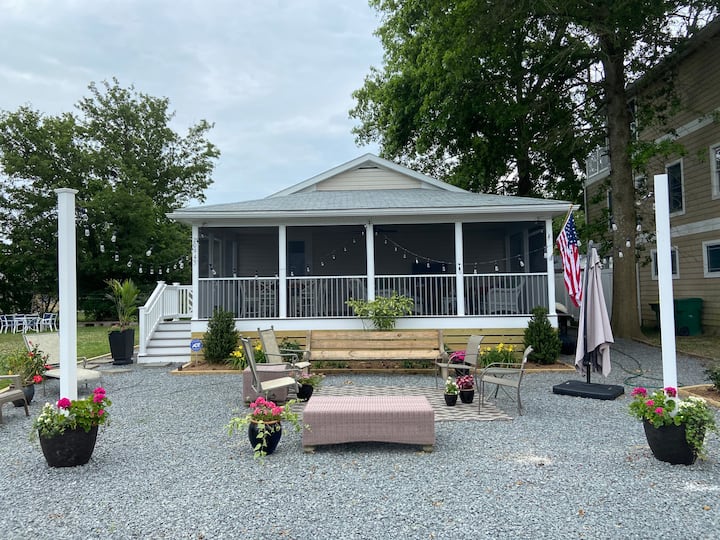 Beach Vibes - Great Porch & Outdoor Space - 3bd/2b - Dewey Beach, DE