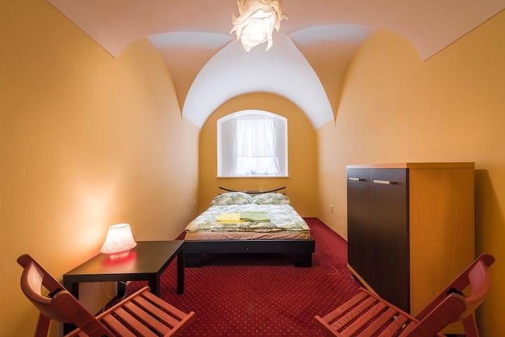 Room Next To Charles Bridge ( Read Description) - Prague