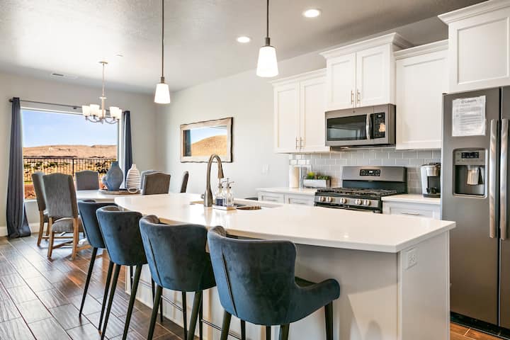 Zion Oasis: Resort Amenities, Downtown Hurricane - Hurricane, UT