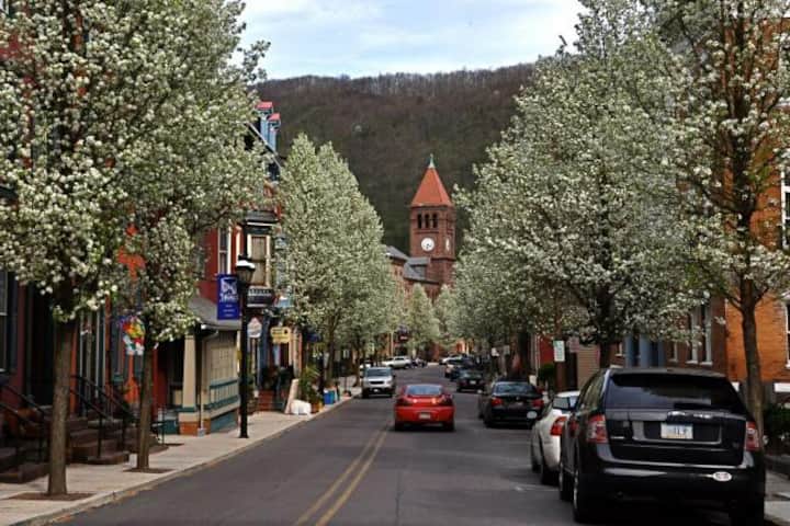 Scotty D's Airbnb - Jim Thorpe, PA