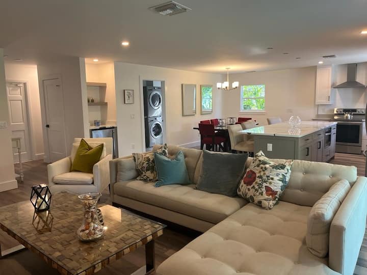 Naples Perfection - Have It All! - Naples, FL