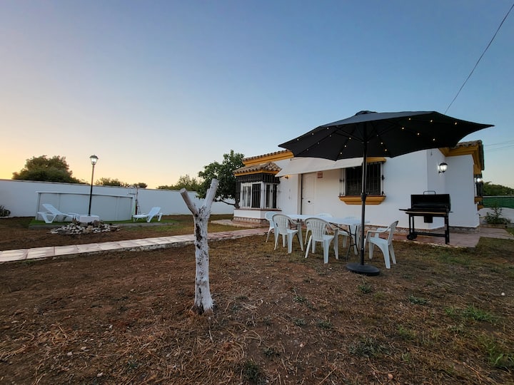 Chalet En Chiclana, A 8 Km De Playa La Barrosa - Chiclana de la Frontera