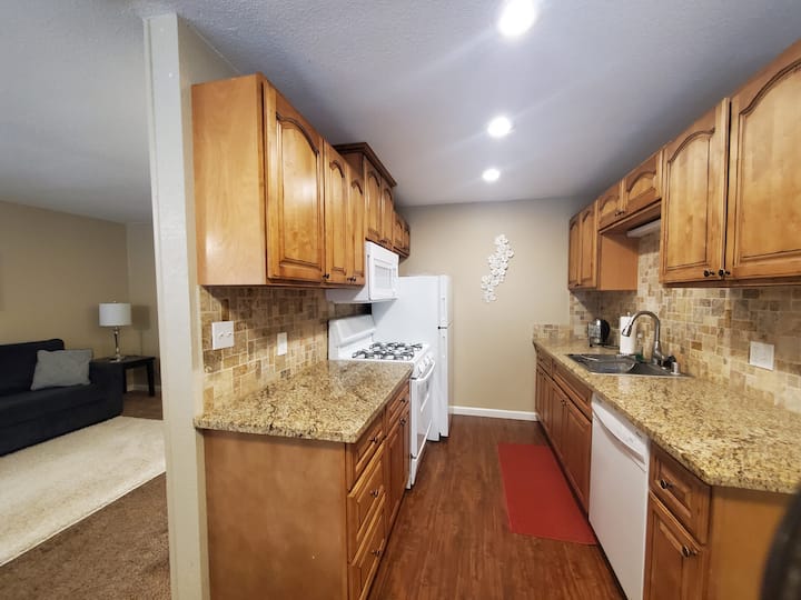 Cozy Apartment In South Lake Tahoe! - South Lake Tahoe, CA