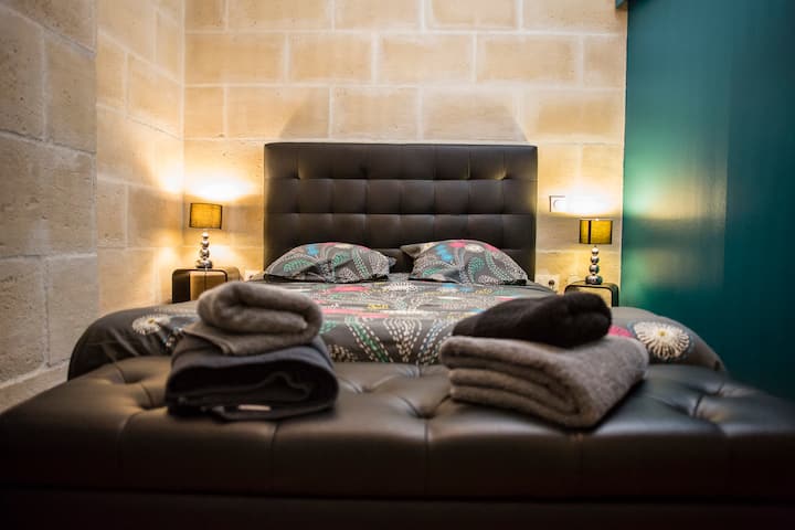 Hypercentre T2 Terrasse, 42 M2, Bail Mobilité - ボルドー