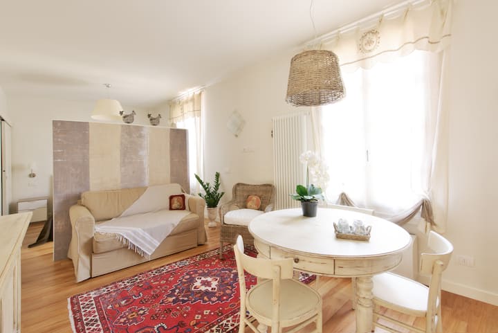 White Apartment-old City Centre-città Antica - Verona