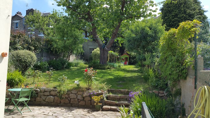 Maison De Ville Avec Jardin à Saint-brieuc - Saint-Brieuc