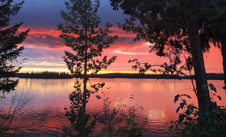 Deka Lake Vacation Rentals & Homes - British Columbia, Canada | Airbnb
