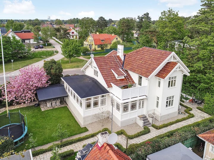 Vacker Sekelskiftesvilla I Falsterbo - Skanör