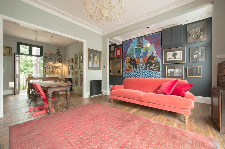 Open-plan, Victorian Artist's Family Home - London