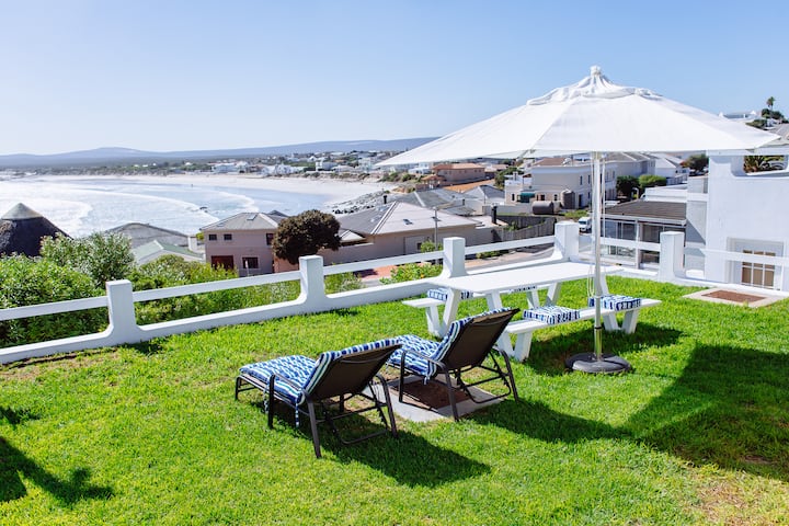 16 Mile View Beach House Unit B - Yzerfontein