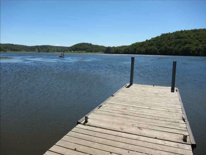Lakefront Muskoka Cottage & Bunkie - Algonquin Provincial Park
