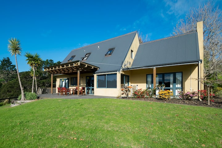 Country Paradise 3 - Auckland