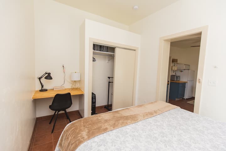 Bowman Casita Alameda Depot King Bed - Las Cruces, NM