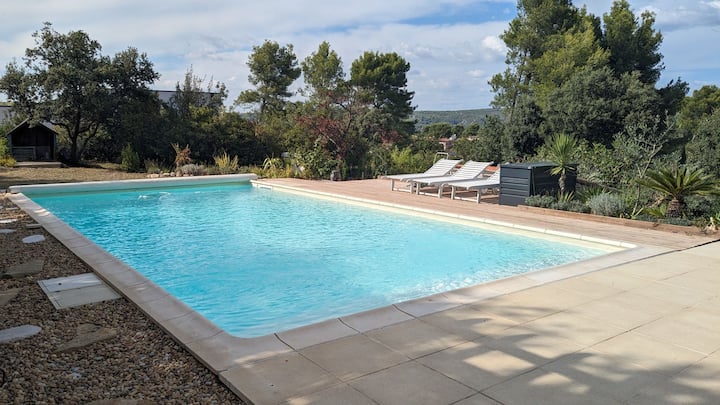 Charmante Maison Avec Piscine - La Fare-les-Oliviers