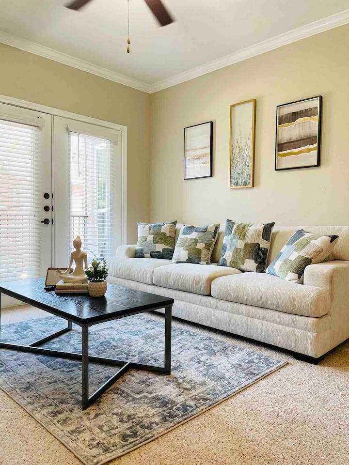 ❤️❤️Cozy Home In The Woodlands! Entire Rental Unit! - The Woodlands, TX