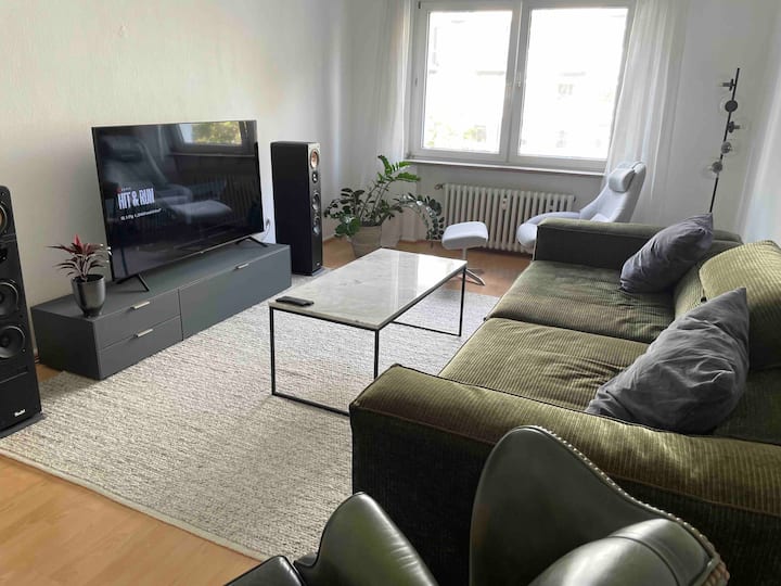 80qm Balcony Apartment Close Mainstation/messe - Cologne