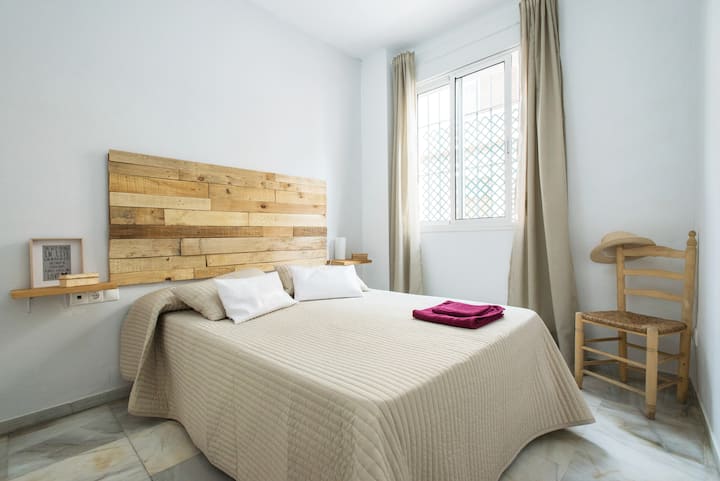 The Home Of Javi And Maria Jesus - Sevilla