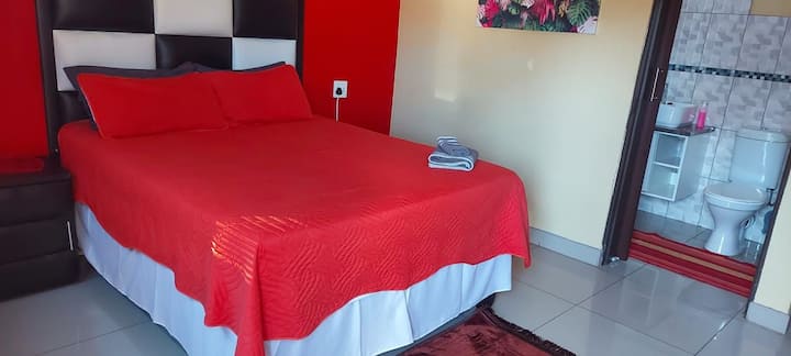 Feel Like A Vip When You Stay At Regorogile Guest. - Thabazimbi