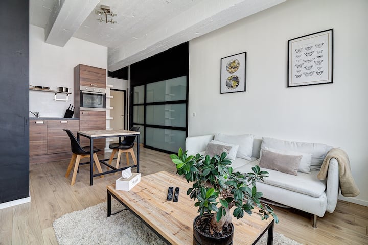 Modern Apart In City Center! Free Parking - Edegem